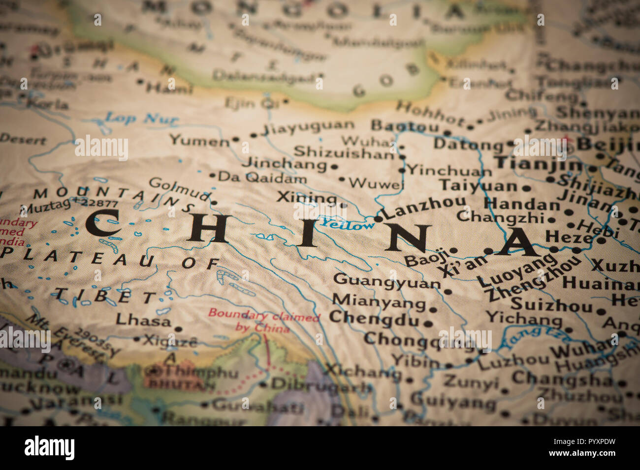 Population map of china hi-res stock photography and images - Alamy