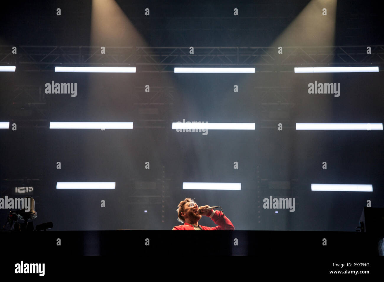David guetta on stage hi-res stock photography and images - Alamy