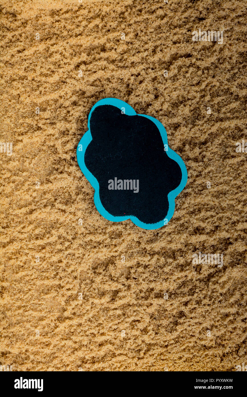 Mini speech bubble for expressing idea, thought and speech Stock Photo ...