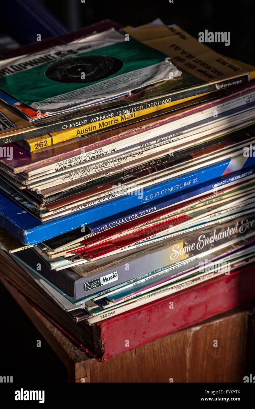 Spiral groove hi-res stock photography and images - Alamy