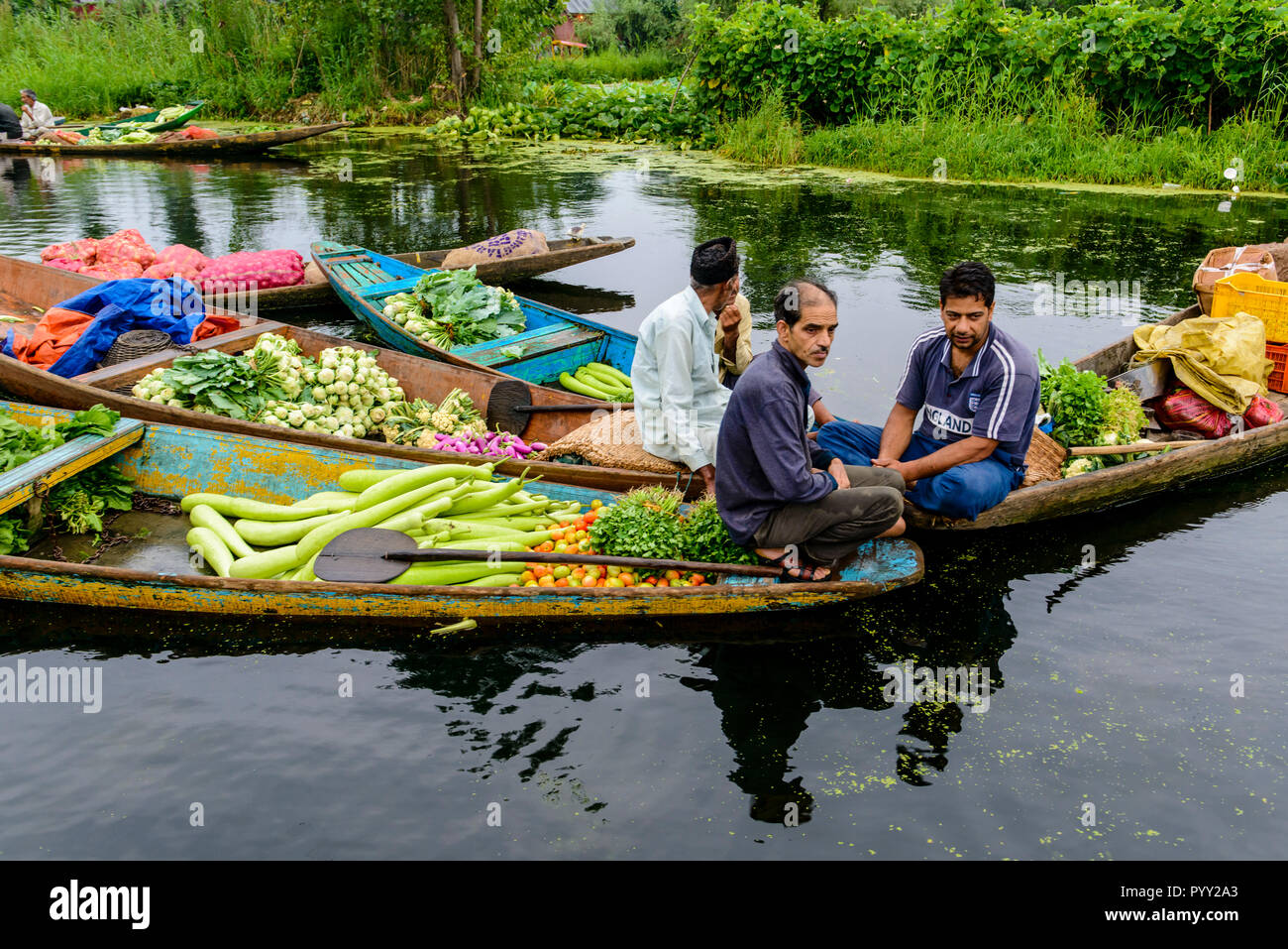 The "Floating market", a vegetable market on Dal Lake, where salesmen ...