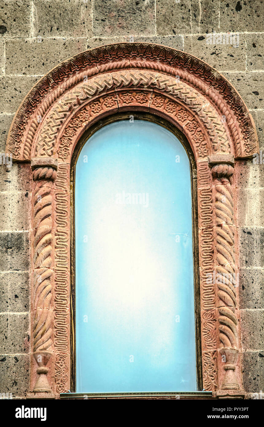 Shaped cornice hi-res stock photography and images - Alamy