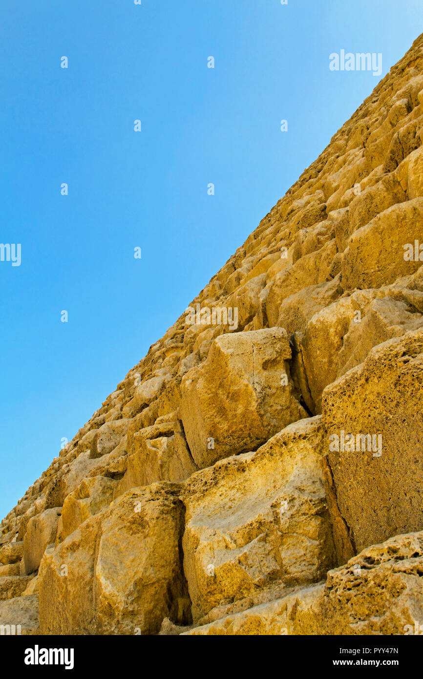 Edge line of great pyramid in Egypt Stock Photo - Alamy
