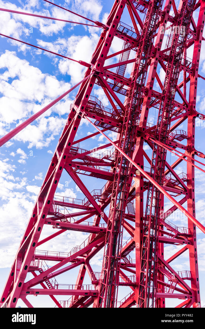 Moscow sky hi-res stock photography and images - Alamy