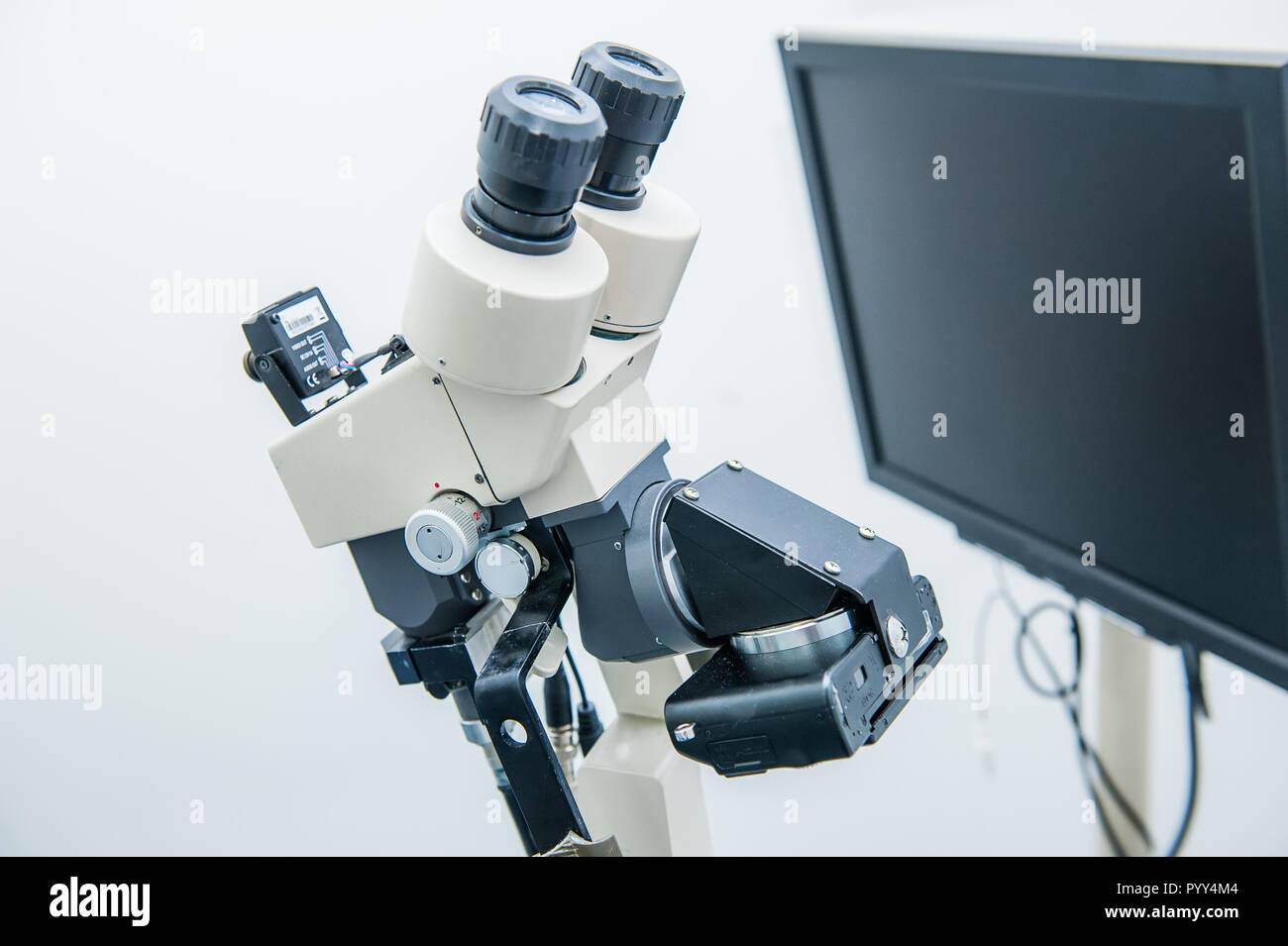 Colposcope with digital camera in gynecological room Stock Photo - Alamy
