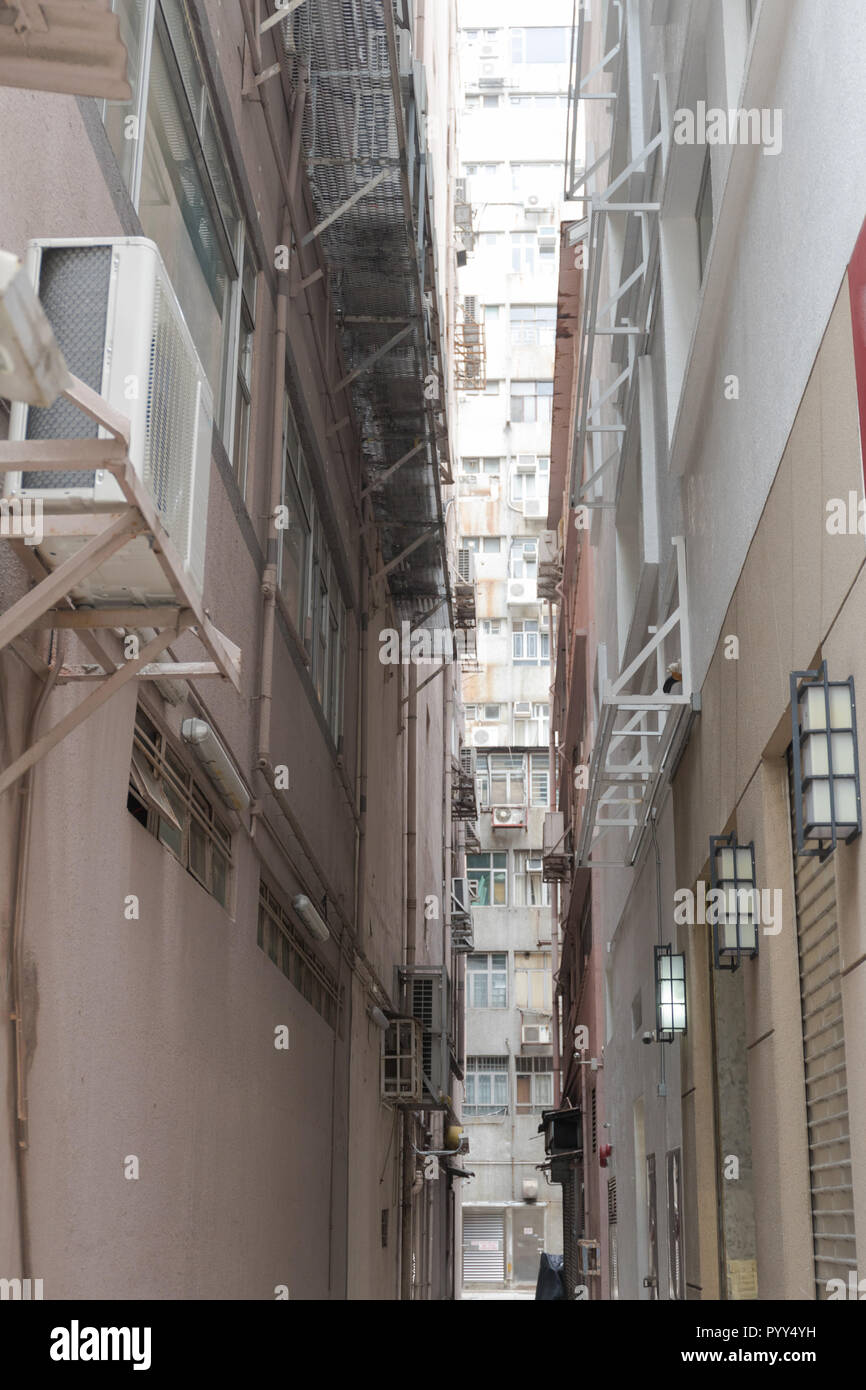 Narrow Alley Way in Kowloon Hong Kong Stock Photo - Alamy