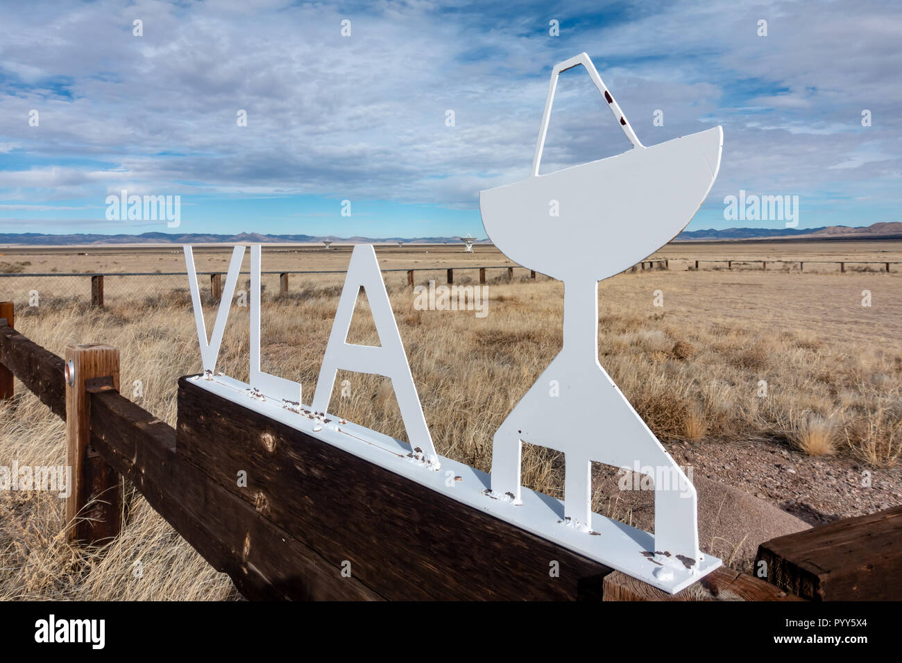 Very Large Array (VLA) Radio Telescopes in New Mexico, USA Stock Photo ...