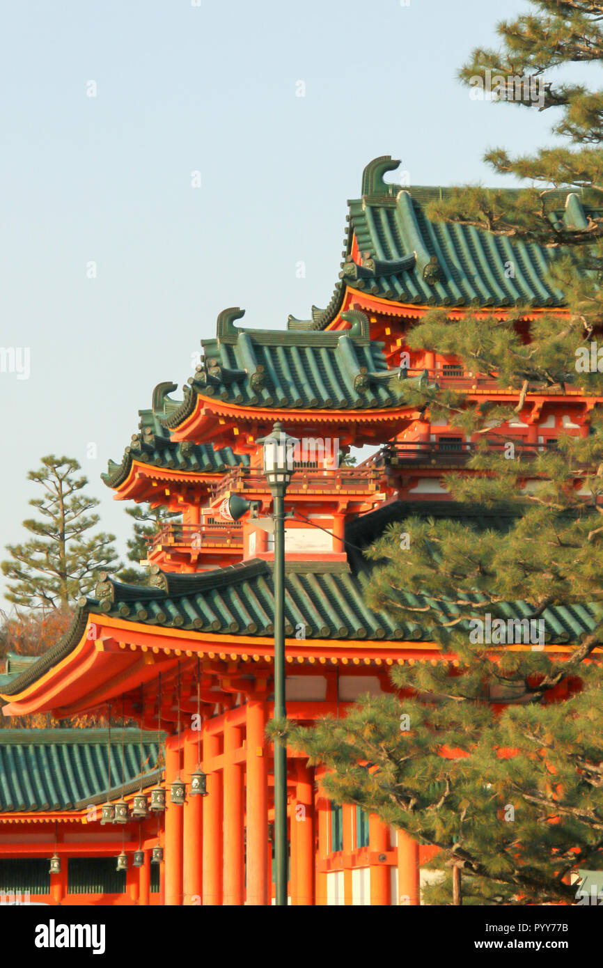 Kyoto, Japan - 2010: Main gate at Heian Shrine temple Stock Photo - Alamy