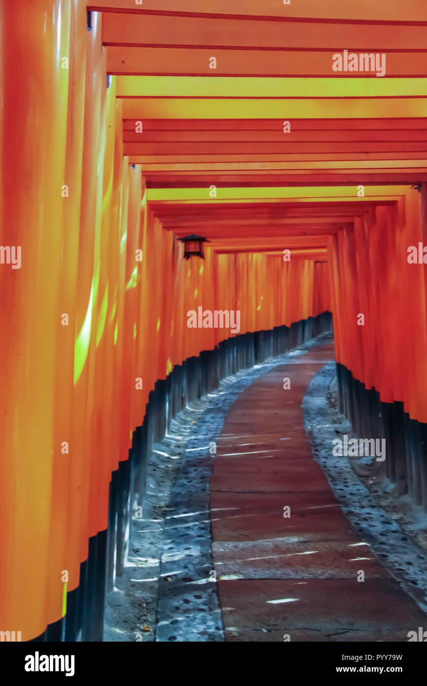Tori pillars hi-res stock photography and images - Alamy