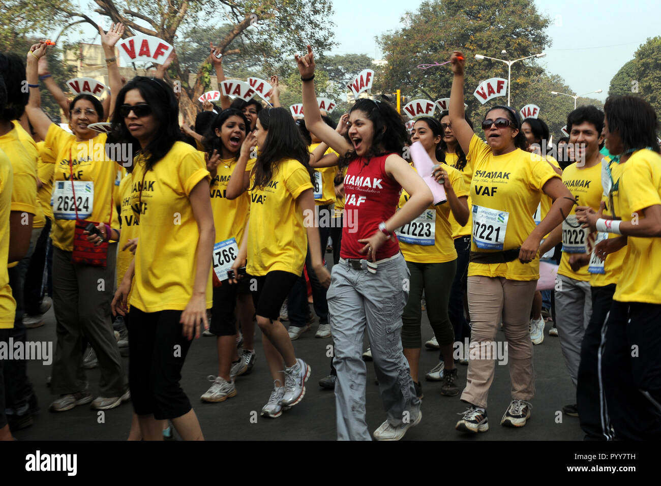 Indian participants running in Marathon, Mumbai, Maharashtra, India ...