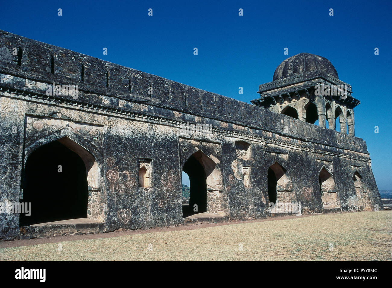 Rani roopmati palace hi-res stock photography and images - Alamy