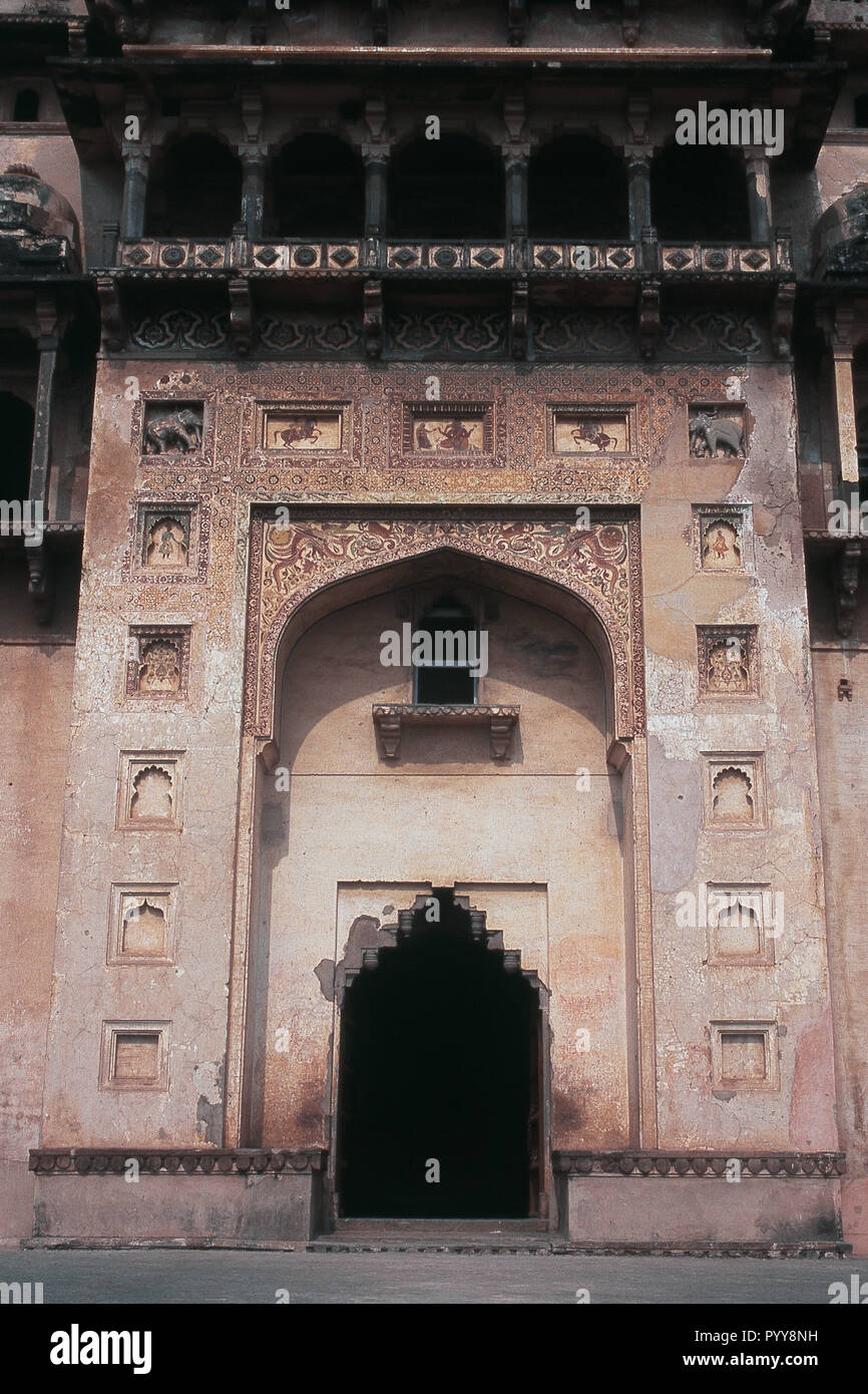 Datia indian palace hi-res stock photography and images - Alamy