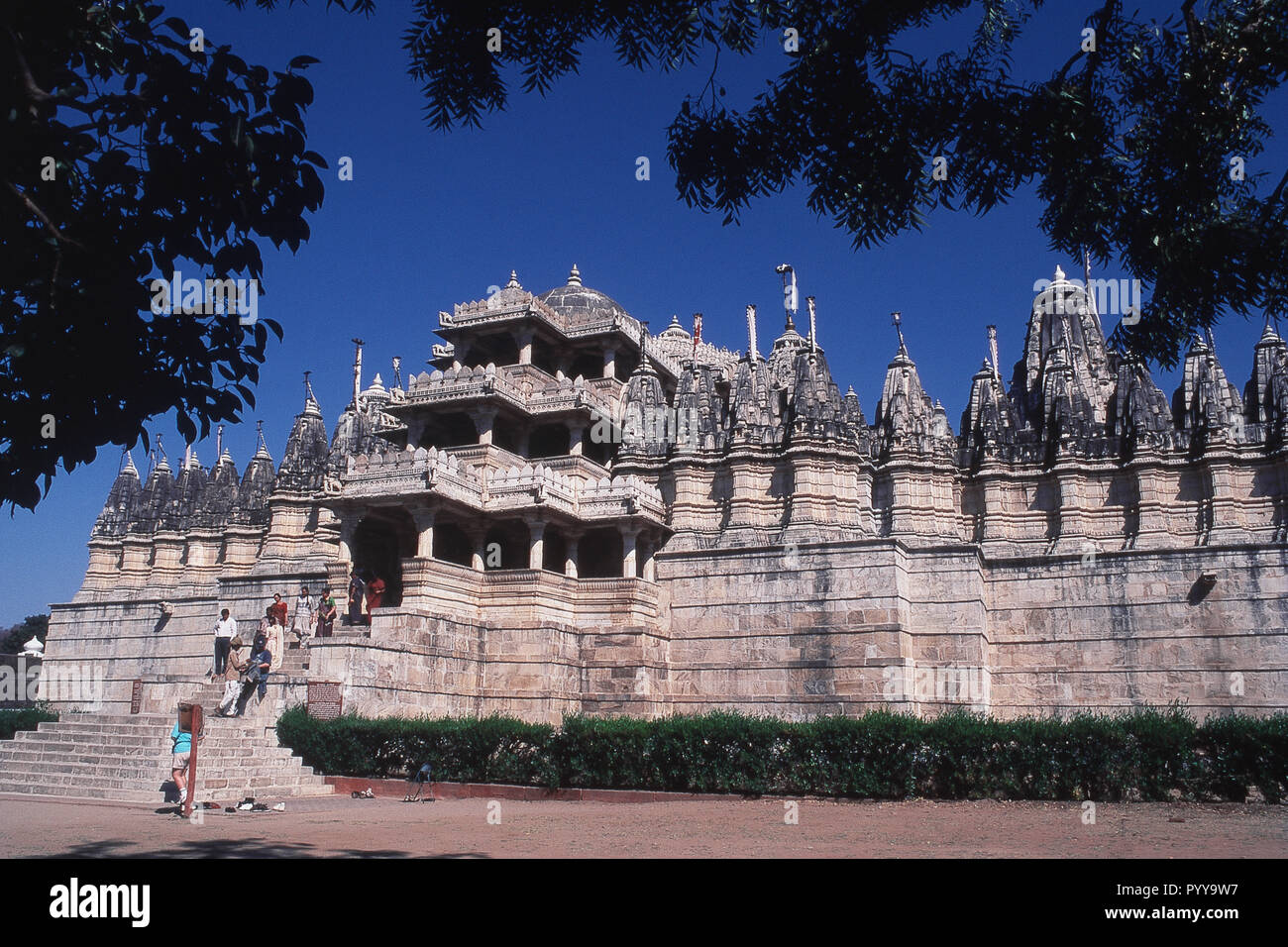 Parshavanath Chaumukha Jain Temple, Ranakpur, Rajasthan, India, Asia ...
