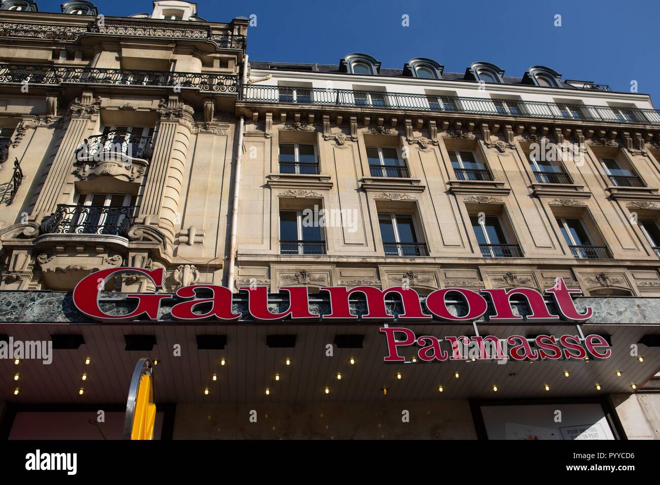 14th arrondissement paris hi-res stock photography and images - Alamy