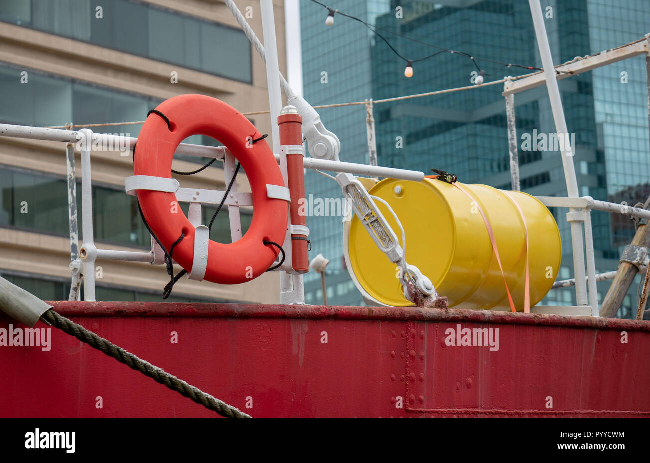 Emergency lifeboat barrel hi-res stock photography and images - Alamy