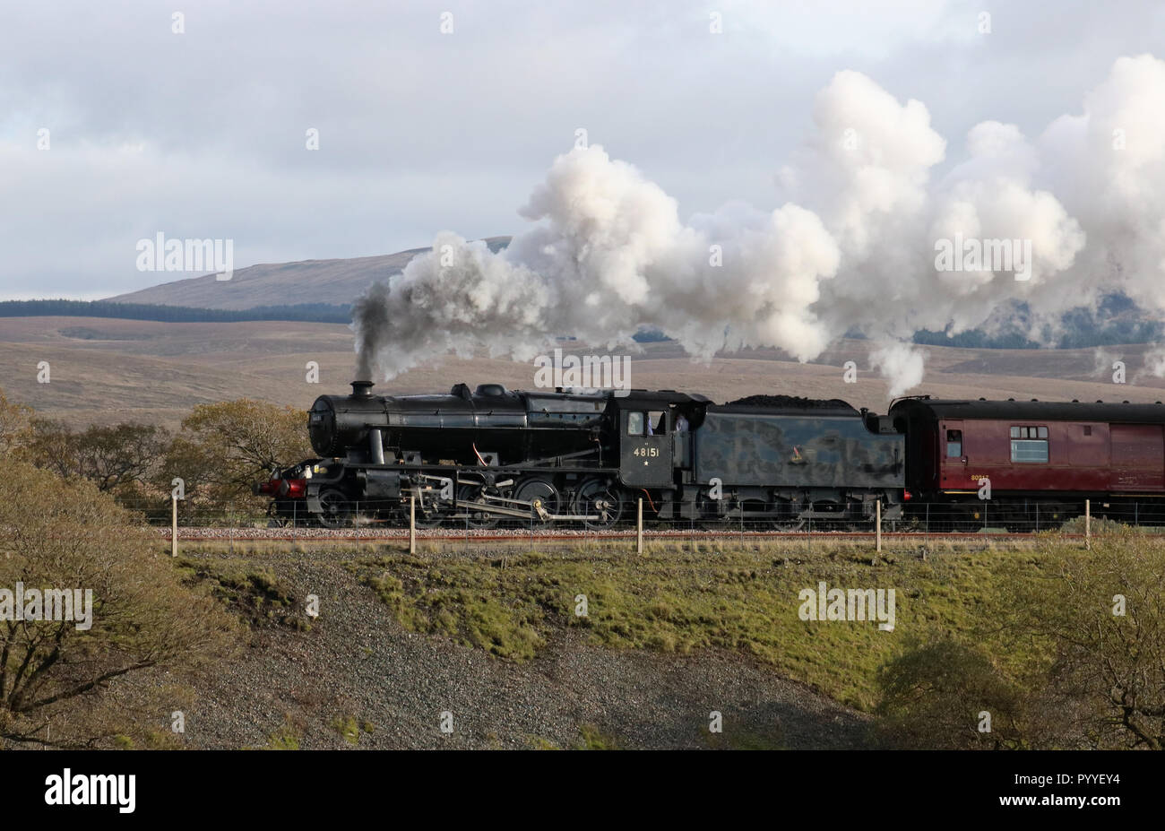 Stanier 8F preserved steam engine on Dalesman special train on 30th ...