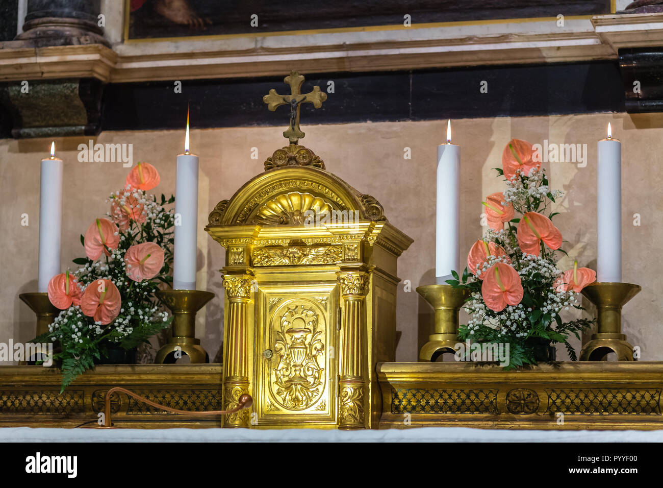 Cenacle hi-res stock photography and images - Alamy