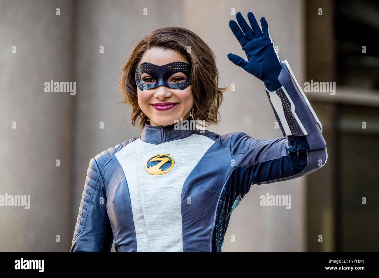 THE FLASH, Jessica Parker Kennedy, 'Nora', (Season 5, ep. 501, aired ...