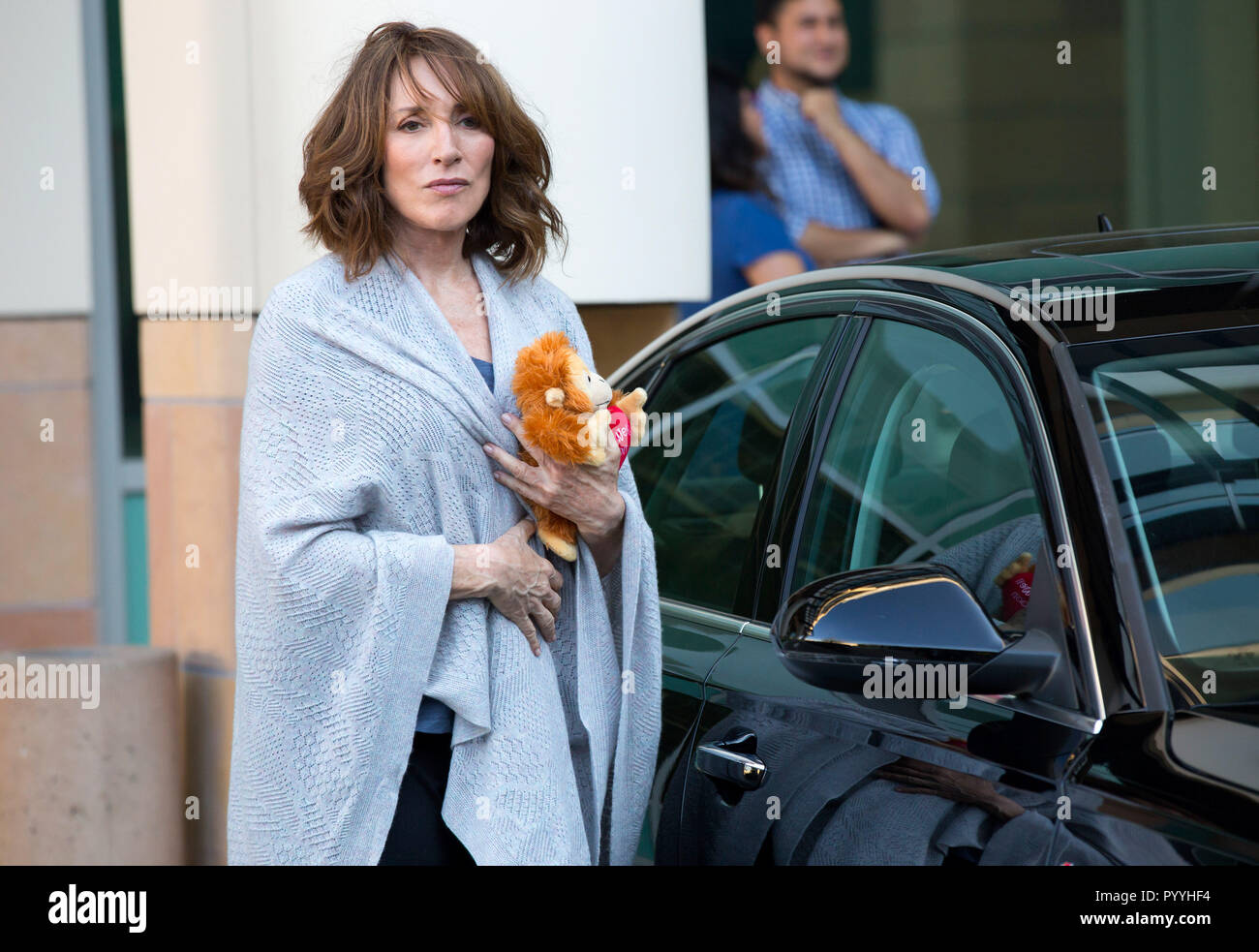 SHAMELESS, Katey Sagal, 'Face It, You're Gorgeous', (Season 9, ep. 906 ...