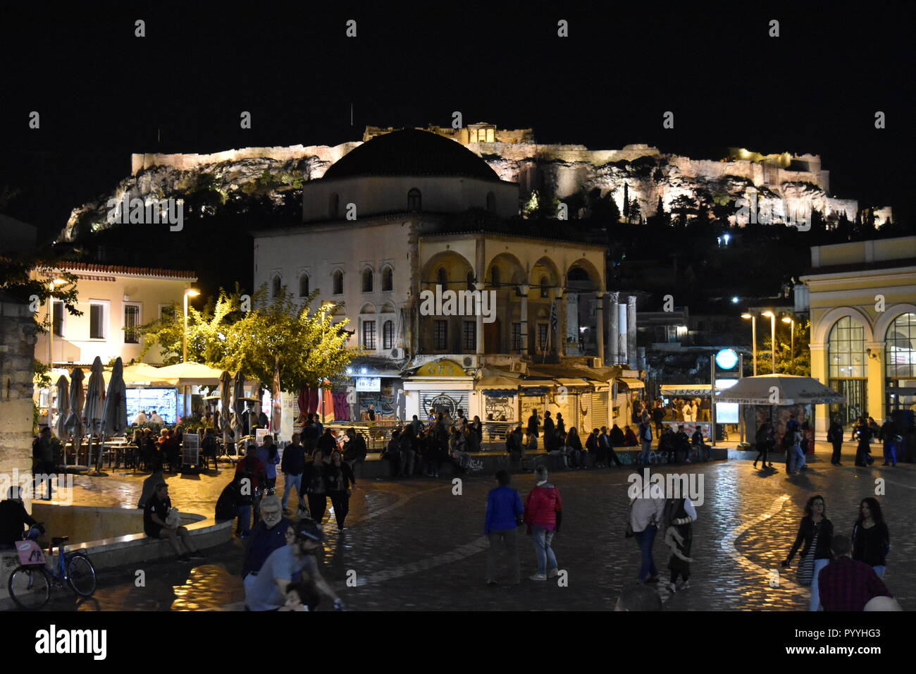 Illuminated during the night hi-res stock photography and images - Alamy