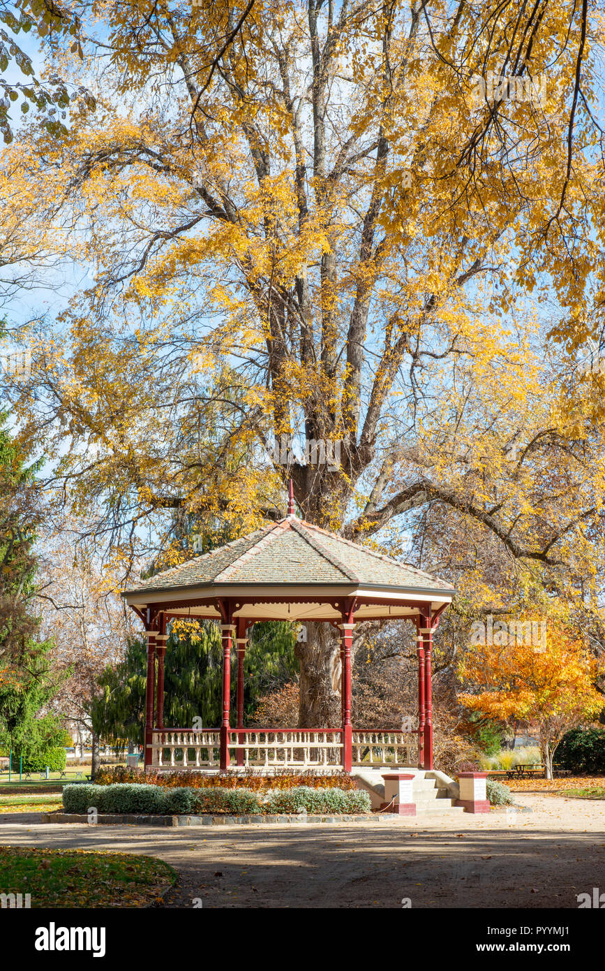 Cook Park is 4.5 hectares of parkland in the heart of Orange. Built ...