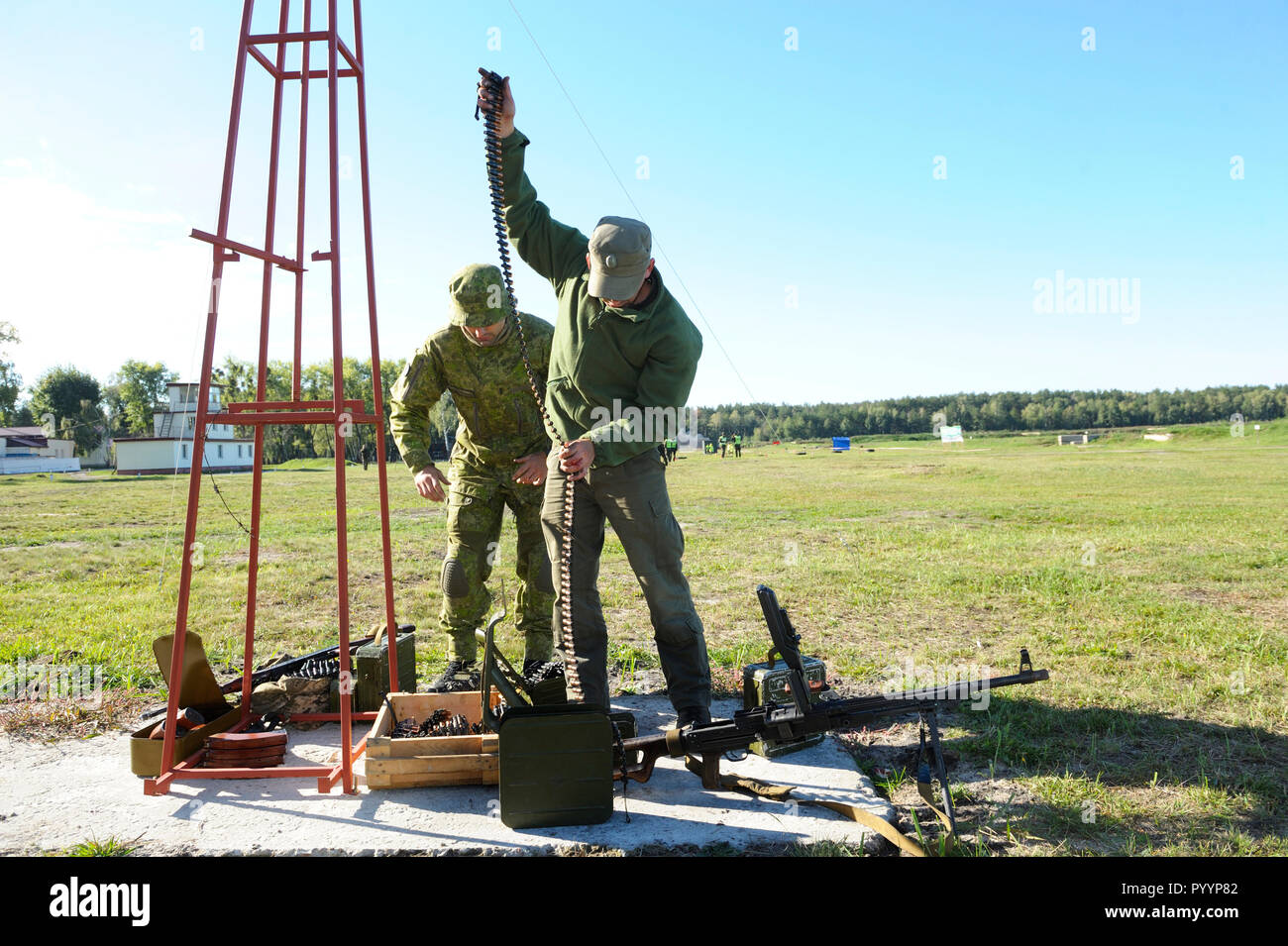 Where soldiers are loading a gun hi-res stock photography and images ...
