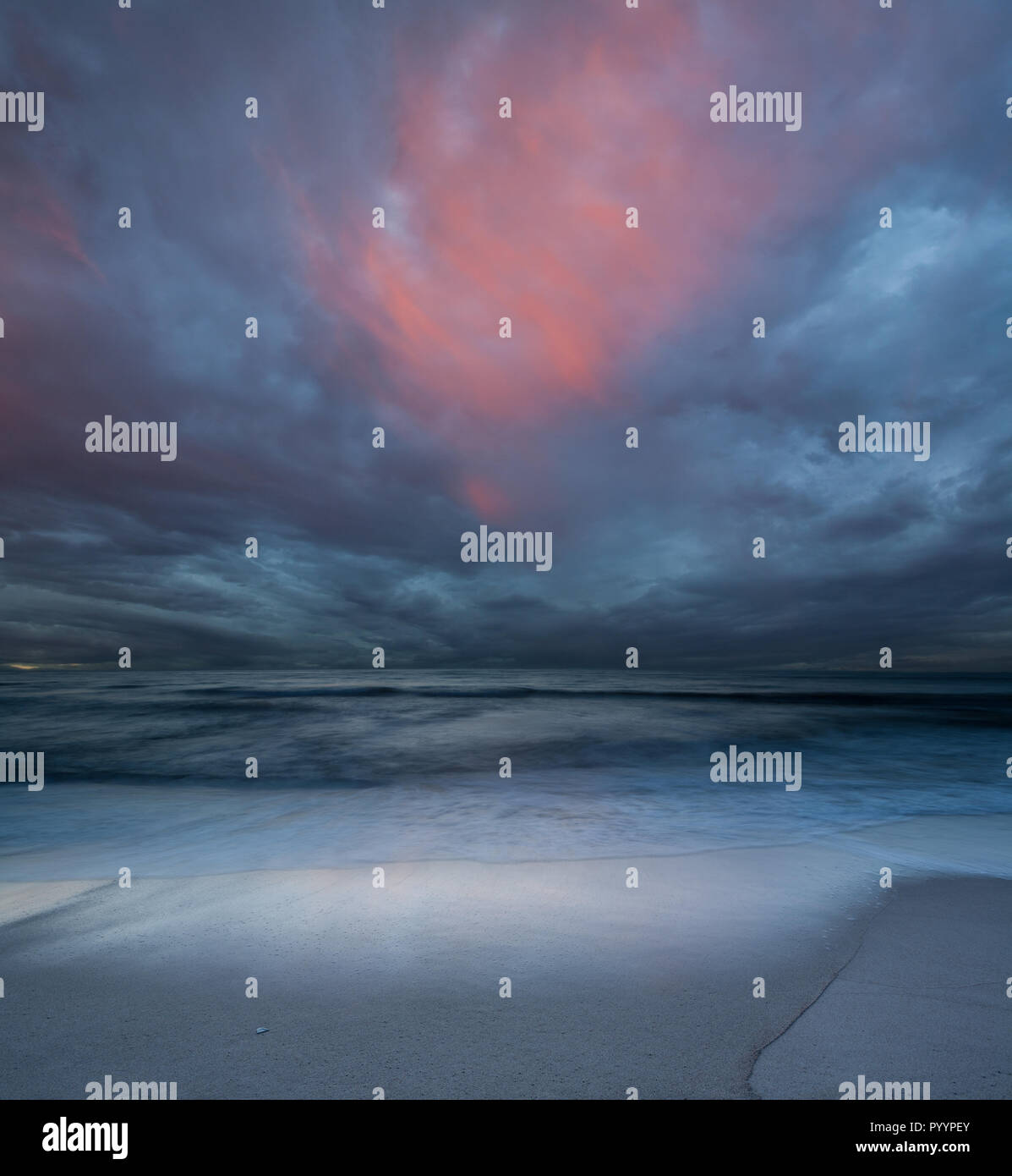 Moddy sunset hi-res stock photography and images - Alamy