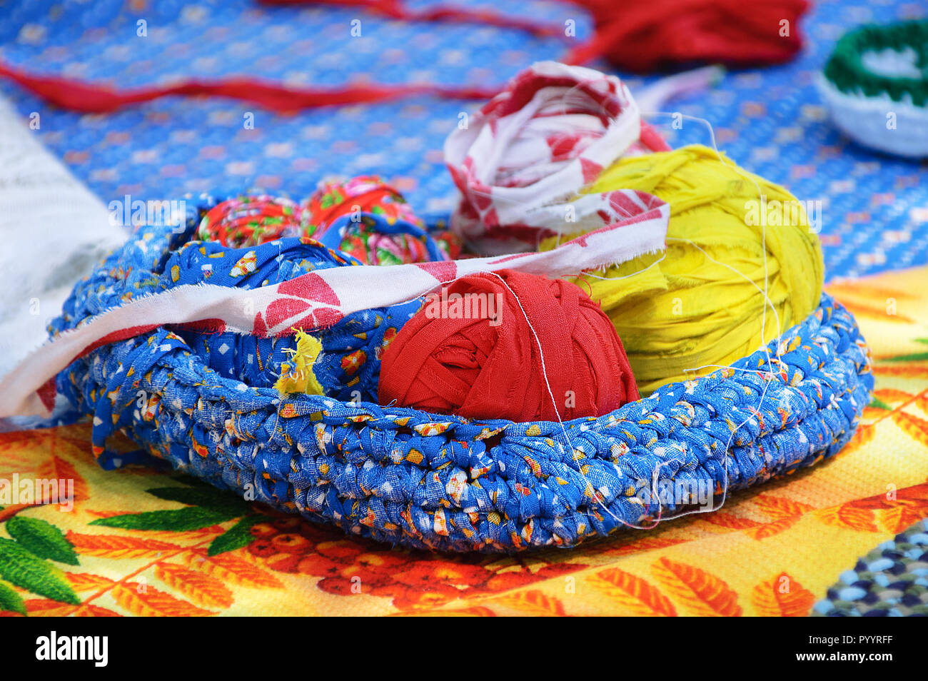 Tangles hi-res stock photography and images - Alamy