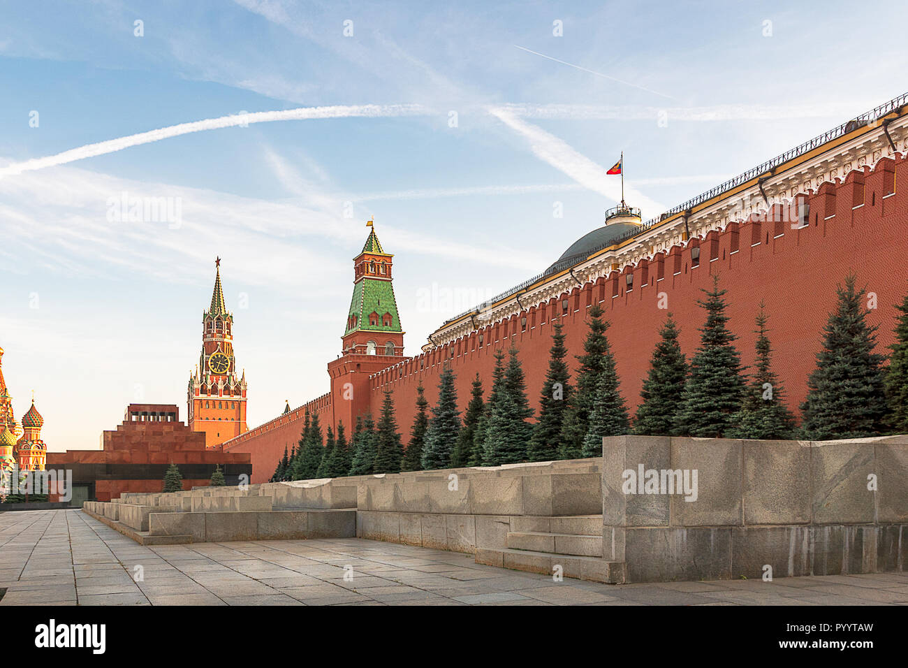 World famous objects hi-res stock photography and images - Alamy