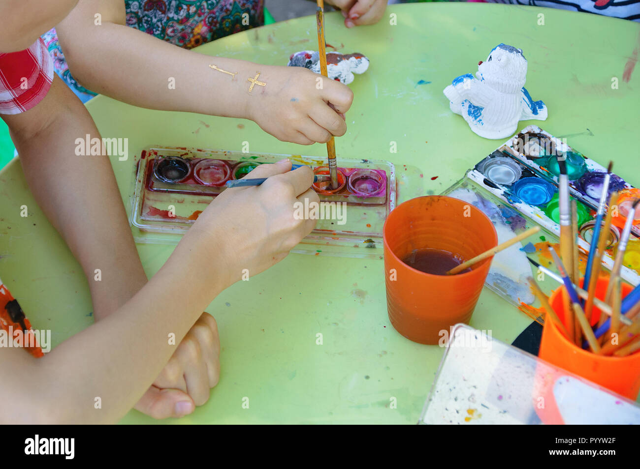 Children paint hi-res stock photography and images - Alamy
