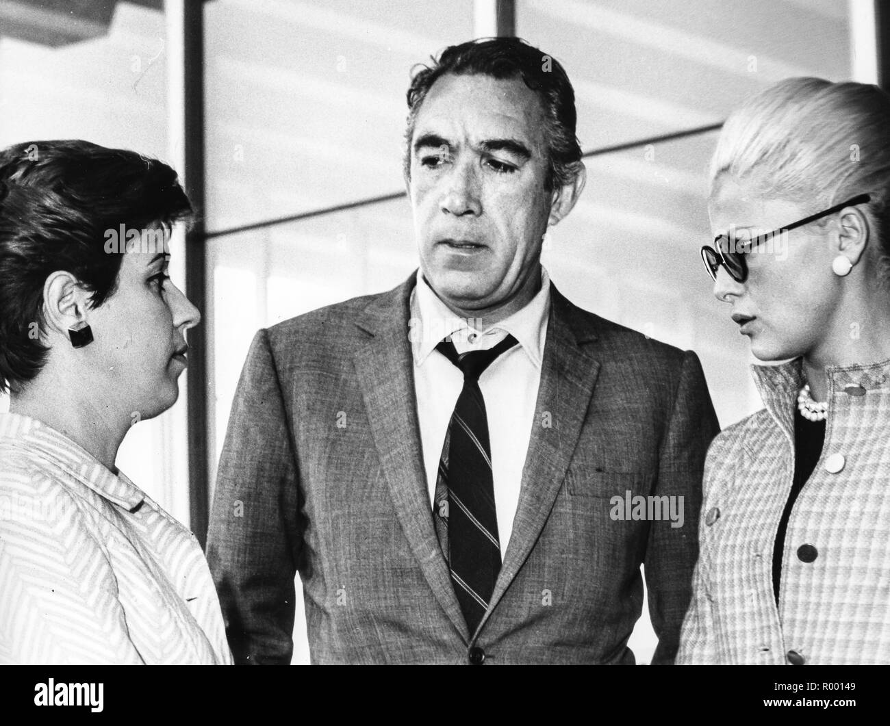 Italian actress virna lisi hi-res stock photography and images - Alamy