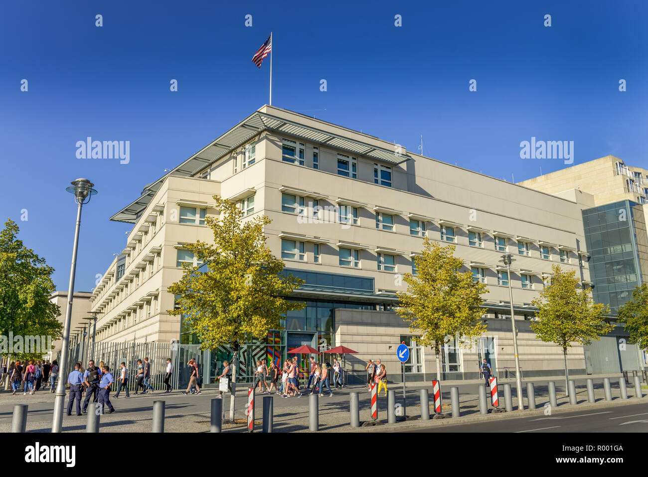 Message of the United States of America, Ebertstrasse, middle, Berlin ...