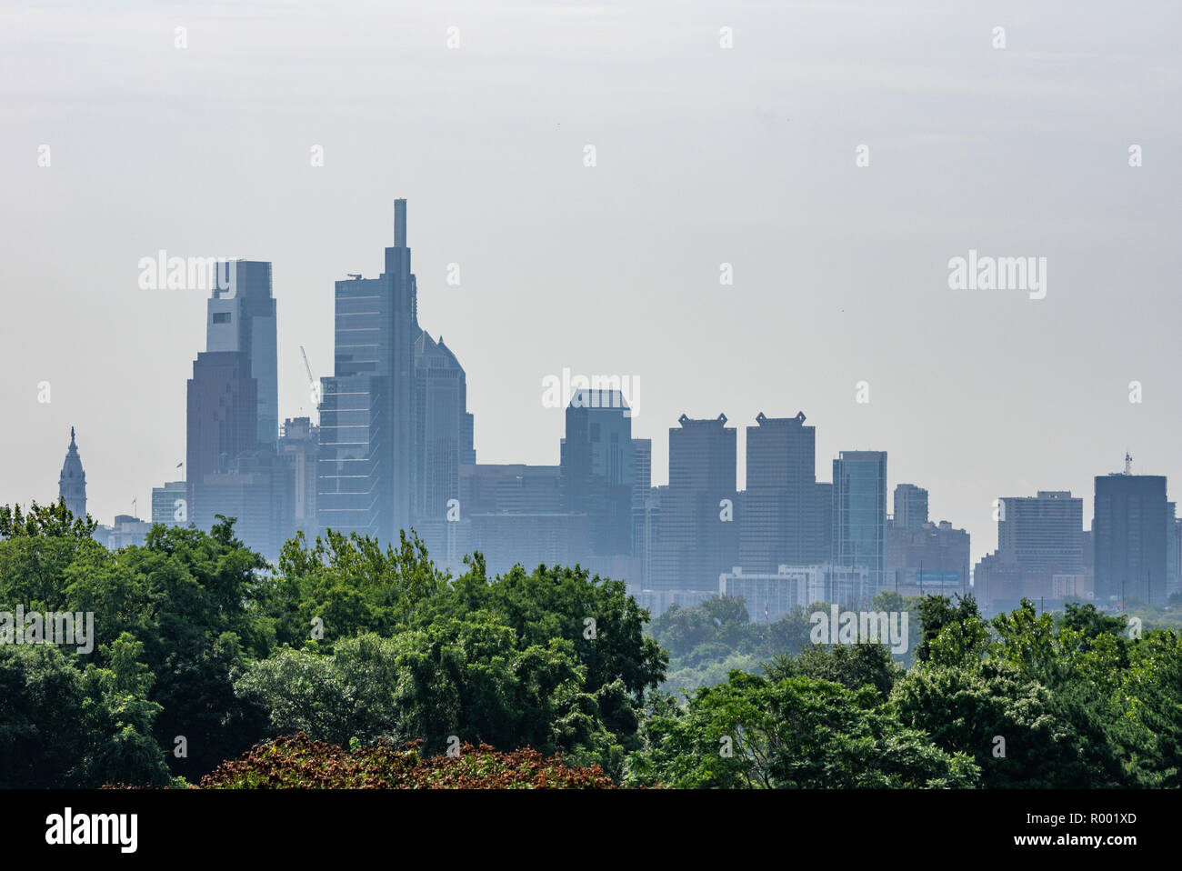 Philadelphia skyline silhouette hi-res stock photography and images - Alamy