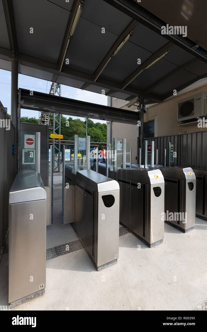 France, Ile de France, Seine Saint Denis, Sevran Livry railway station ...