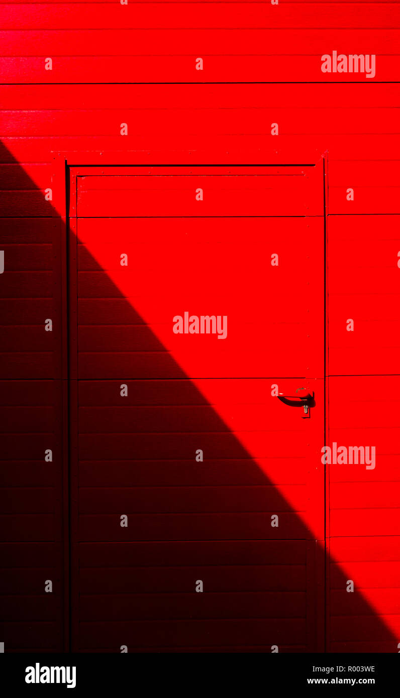 Shadow protection hi-res stock photography and images - Alamy