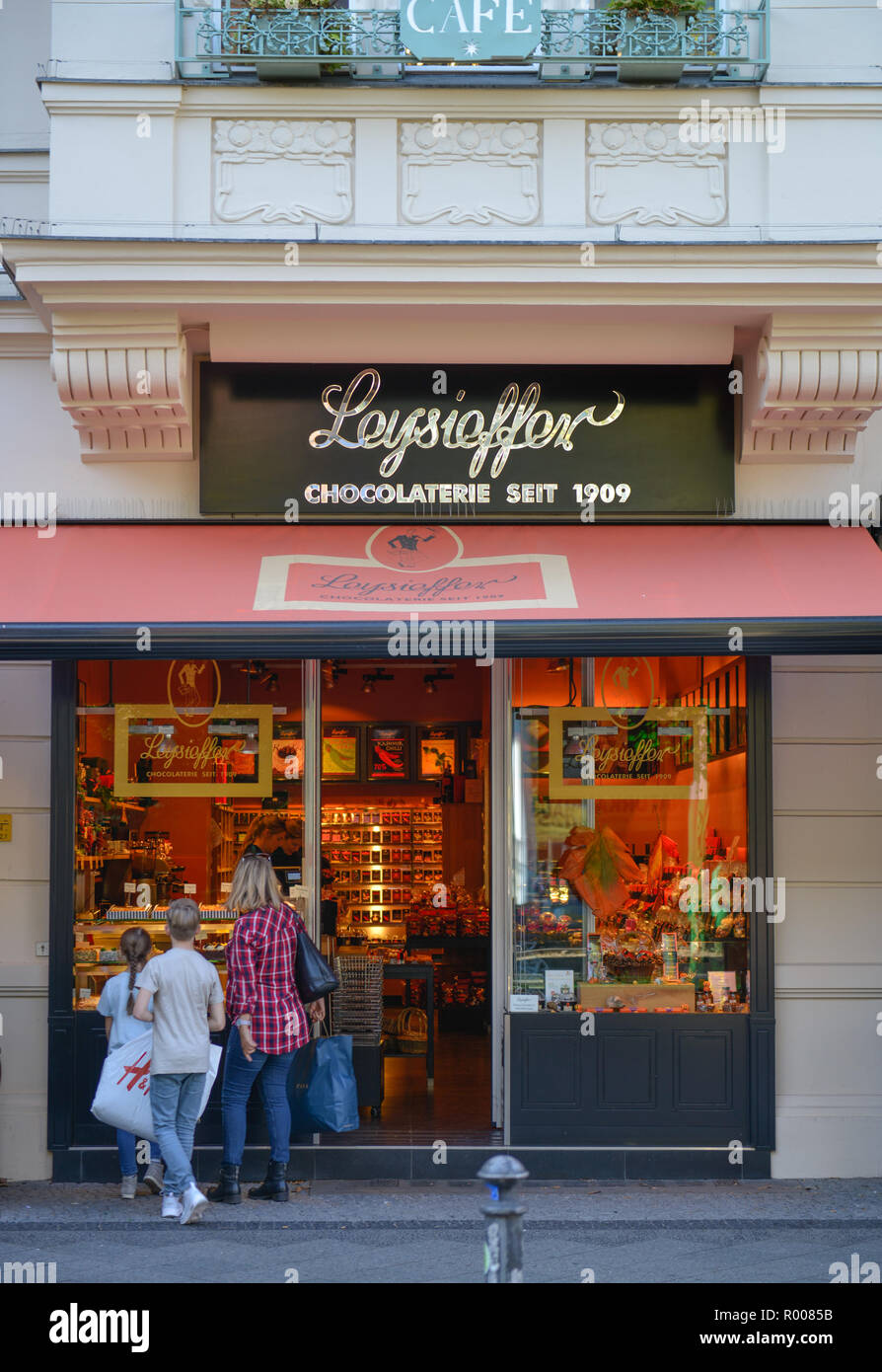 Chocolates berlin hi-res stock photography and images - Alamy