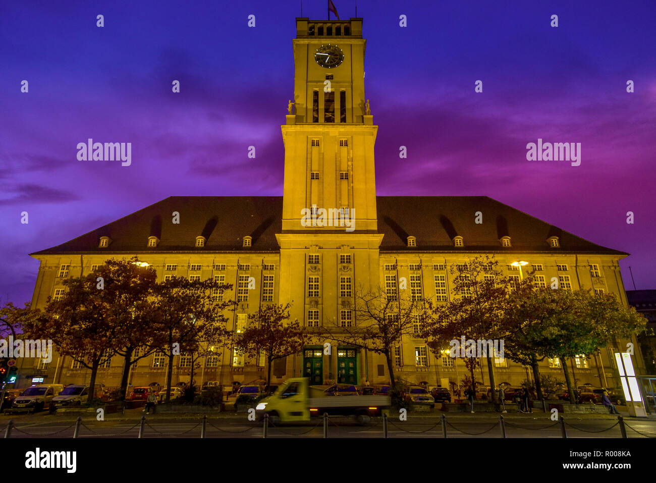 City hall beauty's mountain, John-F.-Kennedy-Platz, beauty's mountain ...
