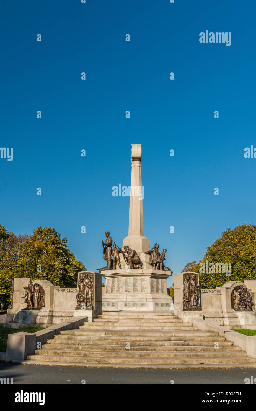 War Memorial, Port Sunlight, Wirral, Merseyside Stock Photo - Alamy