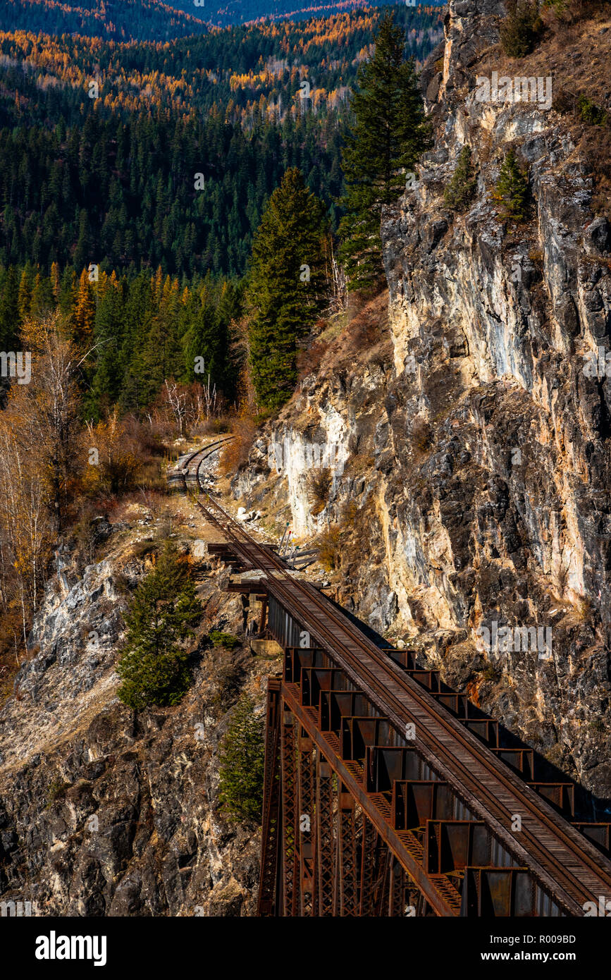 Old railroad trestle bridge hi-res stock photography and images - Alamy