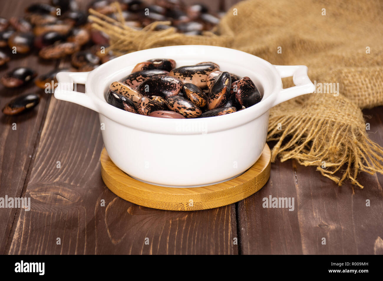 Lot of whole raw speckled colored butter beans painted lady scarlet ...