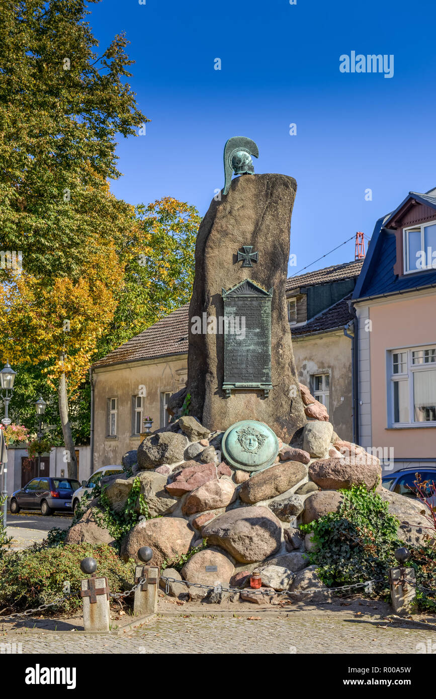 War memorial, goat's place, wide street, Old Town, Teltow, Brandenburg ...