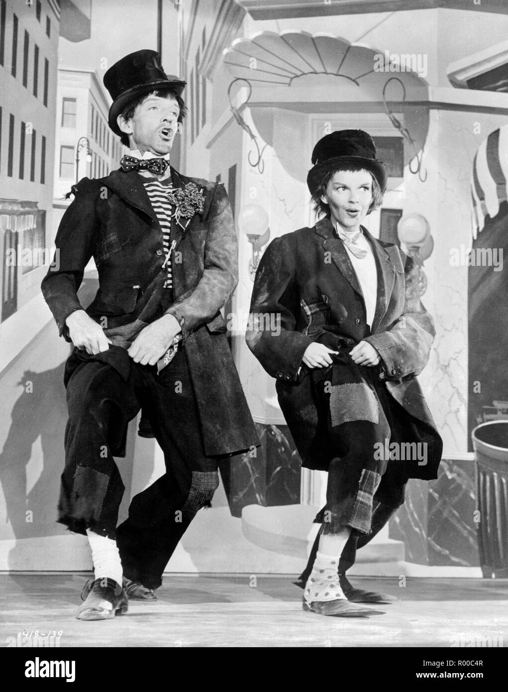 Easter parade judy garland Black and White Stock Photos & Images - Alamy