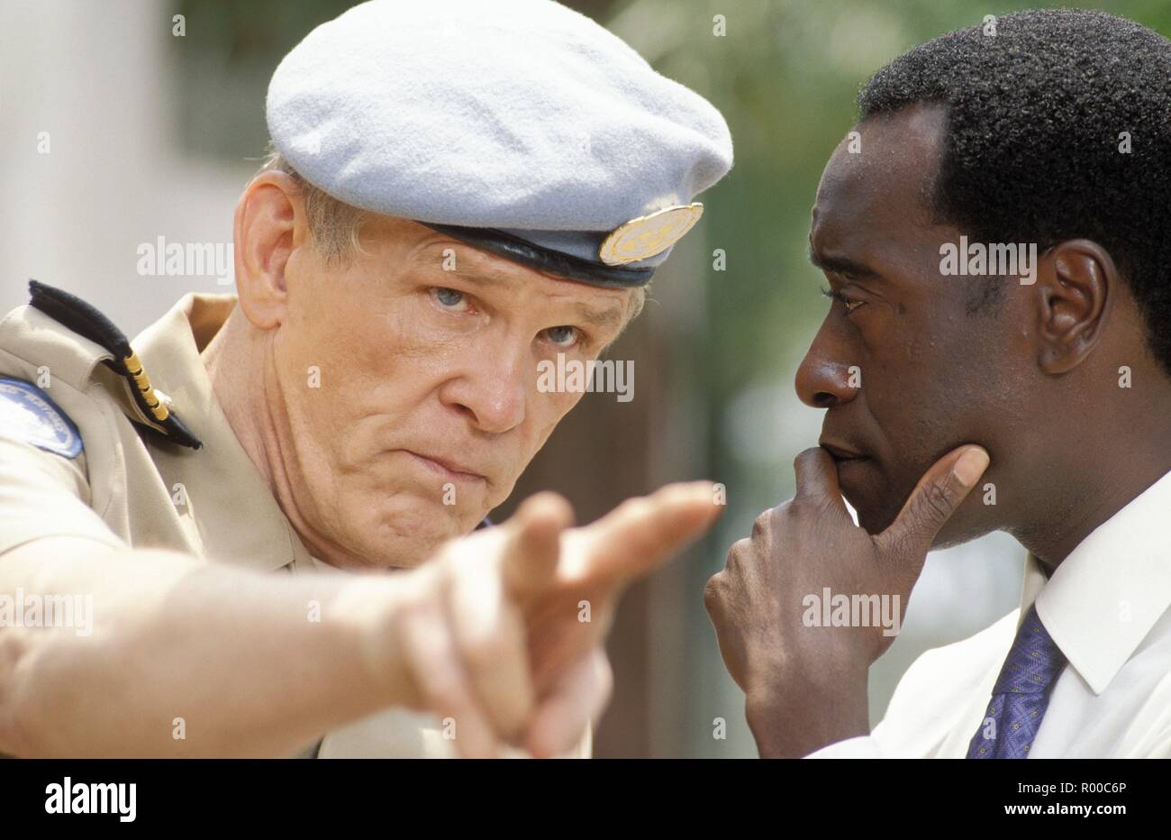 Don cheadle nick nolte hotel hi-res stock photography and images - Alamy