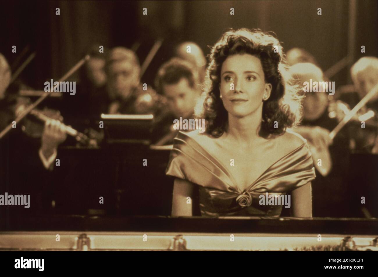 Dead Again Year : 1991 USA Director : Kenneth Branagh Emma Thompson ...