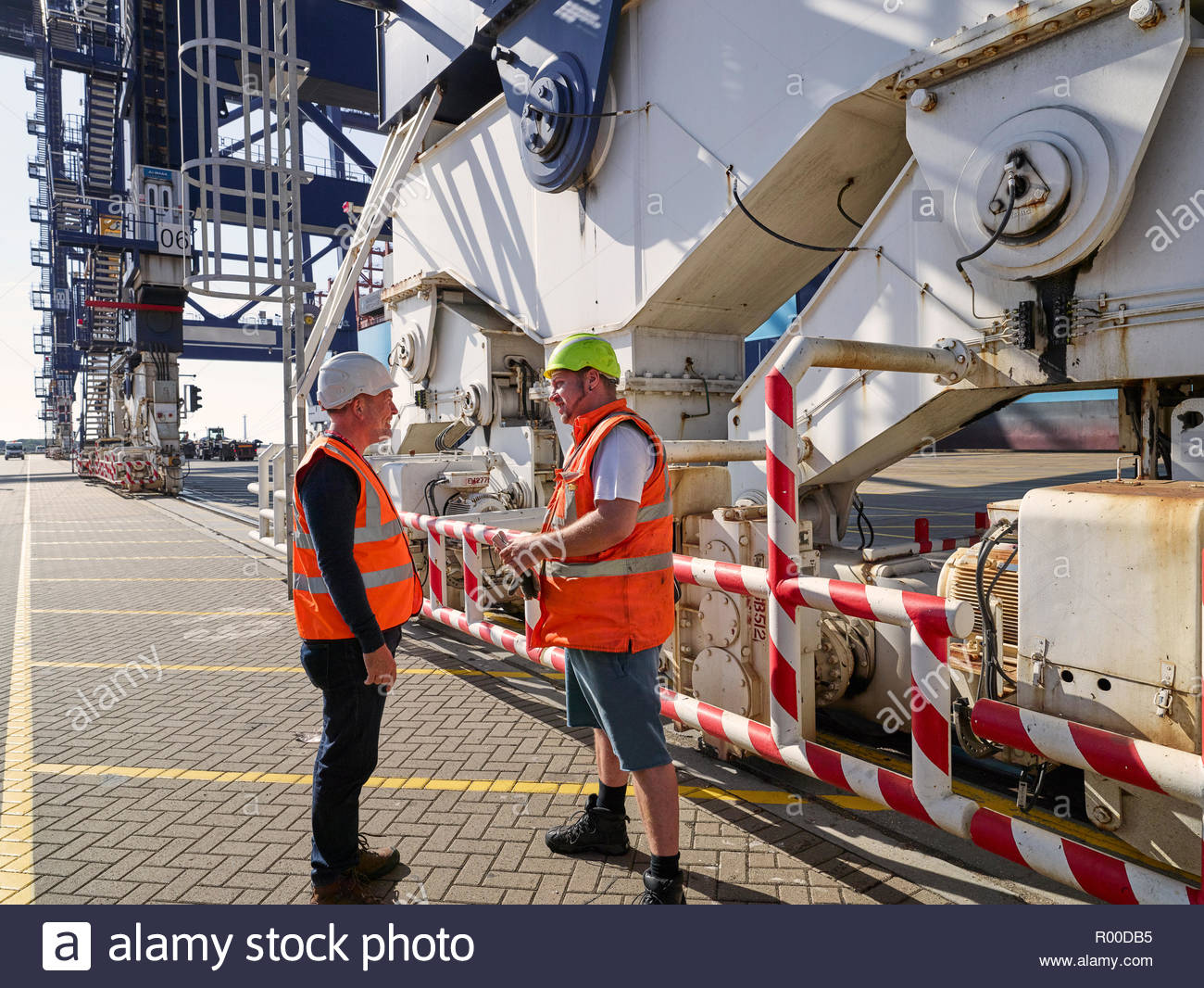 Dock Workers High Resolution Stock Photography and Images - Alamy