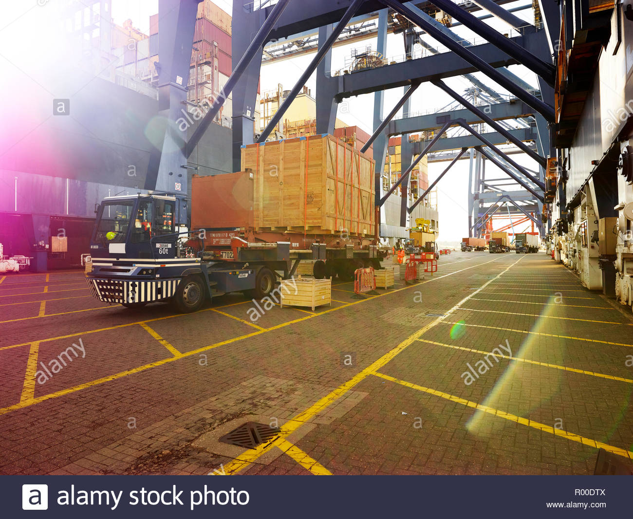 Uk Truck Being Loaded High Resolution Stock Photography and Images - Alamy
