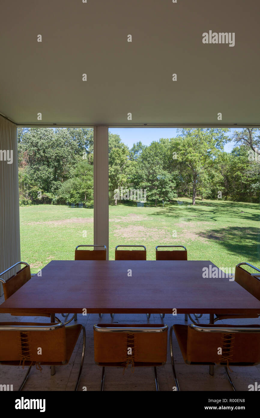 dining table, interior of Farnsworth House by architect Ludwig Mies van ...