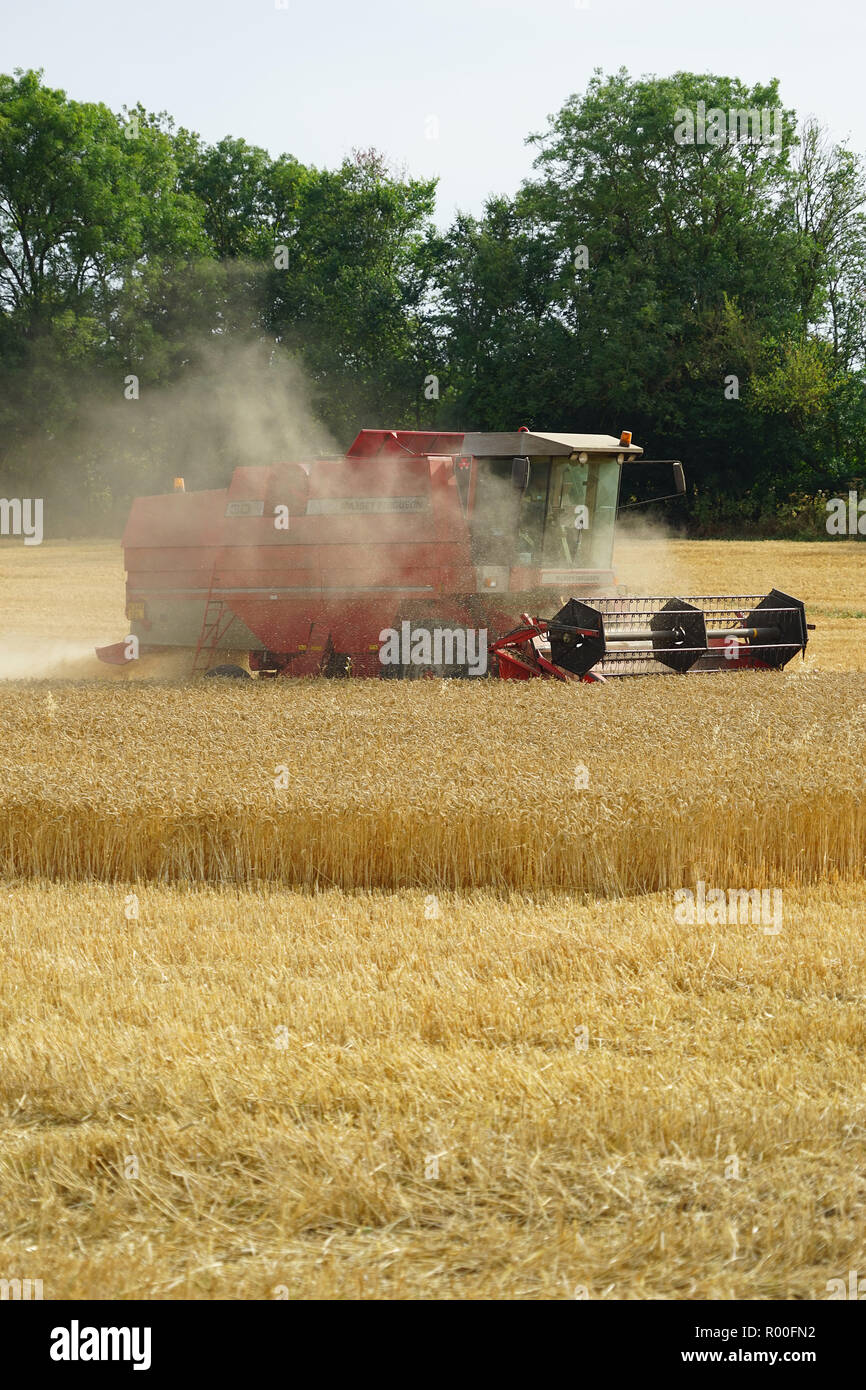 British farm harvester hi-res stock photography and images - Alamy