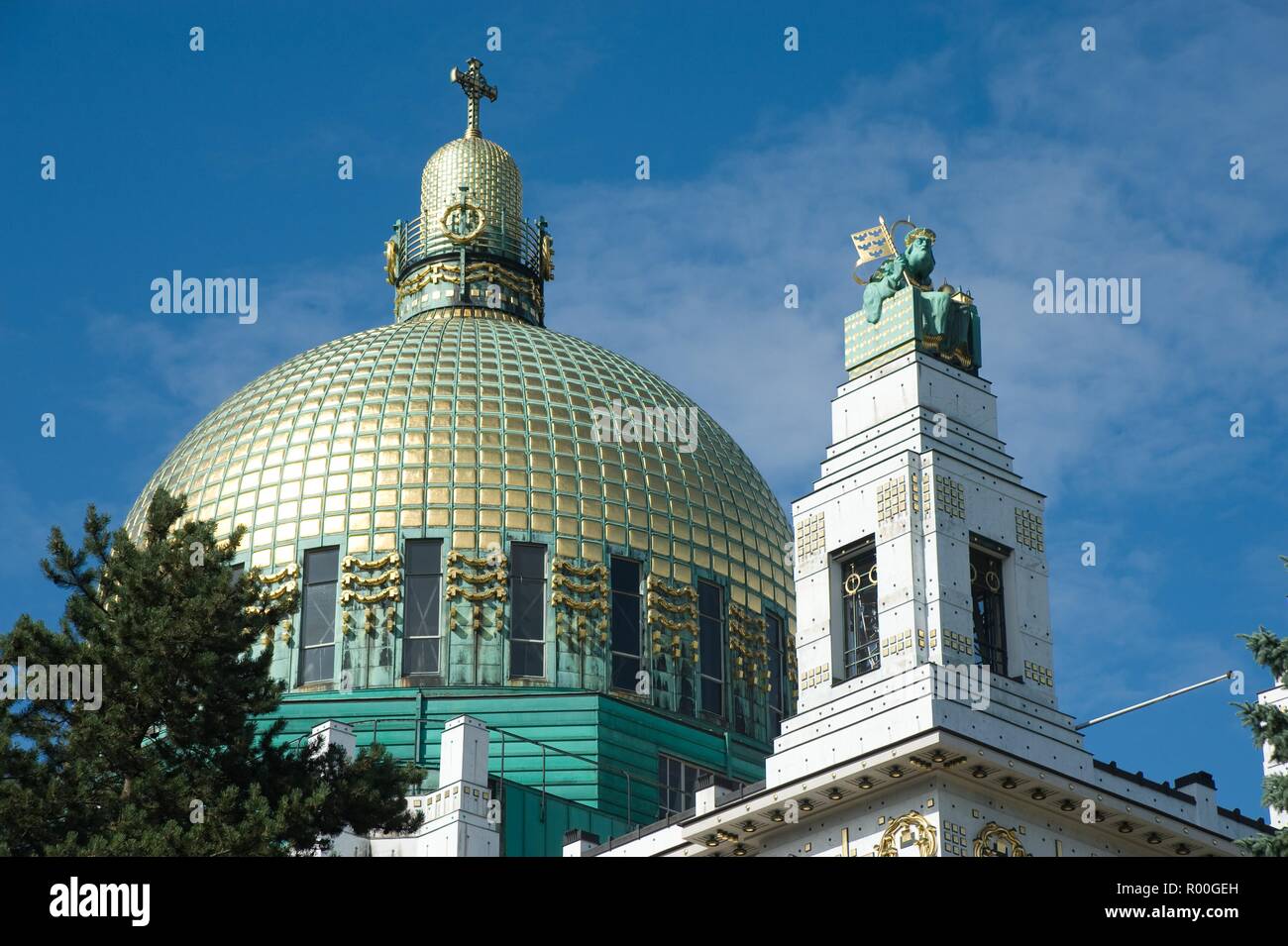 Wien, Kirche am Steinhof (auch Kirche zum Heiligen Leopold) von Otto ...