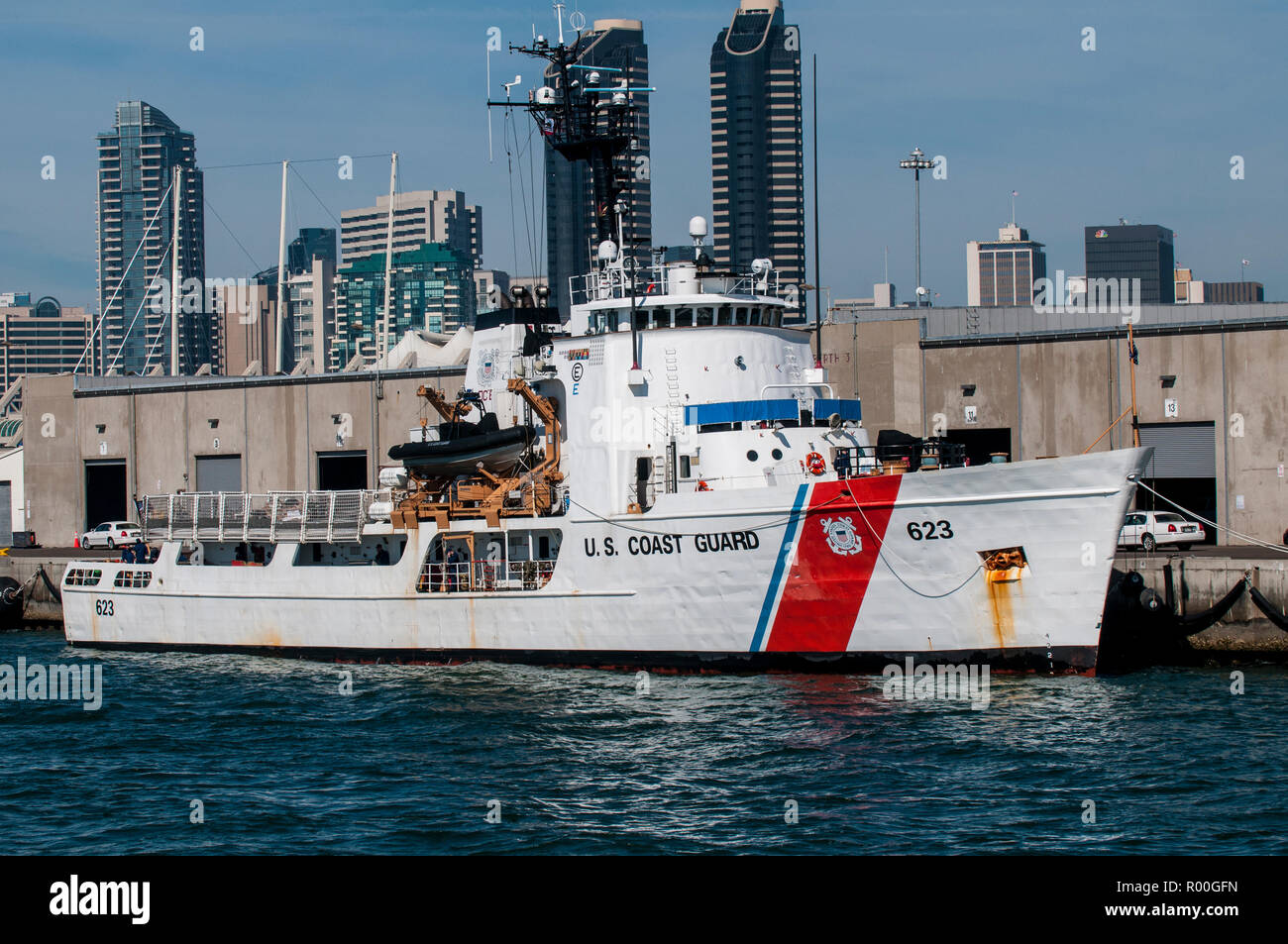 Us coast guard patrol boat hi-res stock photography and images - Alamy